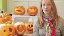 (19) Halloween Pumpkin Carving-BTS - TVCBOOK